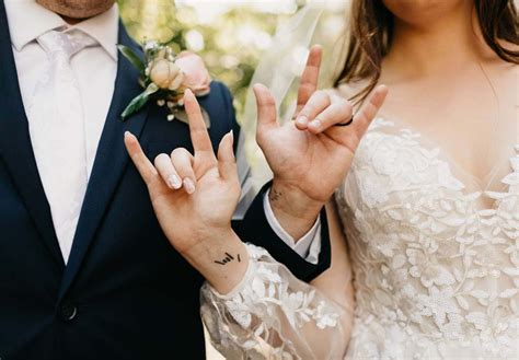 100 Matching Couple Profile Pictures