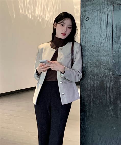 클라비스 🌷봄하객룩 🧶울50 도톰 라운드넥 미디 트위드자켓cvjkf1101m