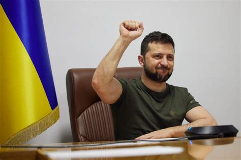 14 жовтня свято вітання з Днем захисників та захисниць України Слово і Діло