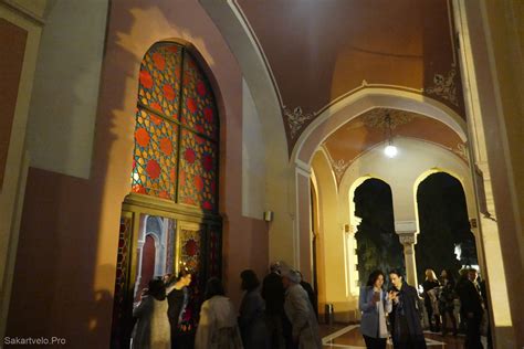 თბილისის ზაქარია ფალიაშვილის სახელობის ოპერისა და ბალეტის სახელმწიფო თეატრი შენიშვნები