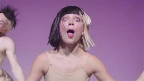 That Cute Dancer From Sias Music Videos Is All Grown Up Smooth