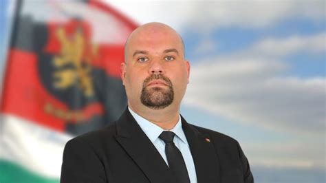 Листа с 14 кандидати за общински съветници регистрира ВМРО в Шумен Избори Новини Бг