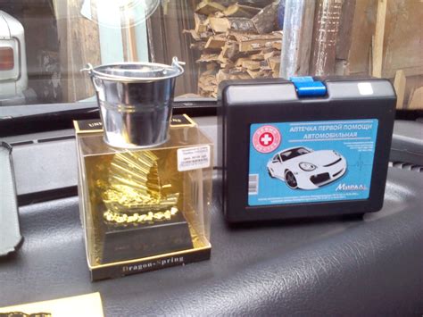 Подарки от друзей для машины :) — Lada 21102, 1,5 л, 2002 года ...