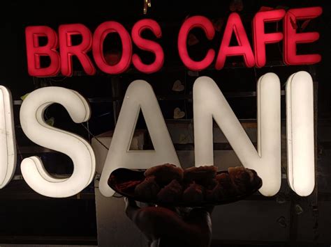 Bros Cafe Kausani Restaurant Reviews Photos And Phone Number Tripadvisor