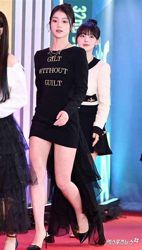 케플러 샤오팅 김채연 레드카펫을 함께[엑s Hd포토]