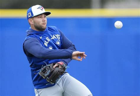 Bo Bichette Has Homer Single As Blue Jays Defeat Phillies 5 4