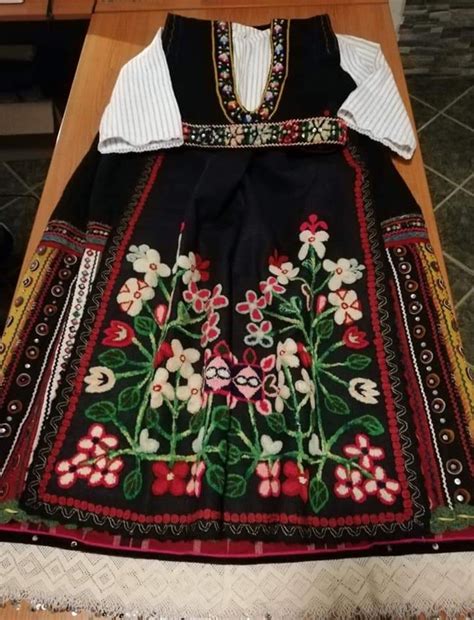 Pin on Bulgarian traditional clothes