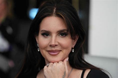 Lana Del Rey Renames Her Upcoming Country Album ‘stove Pushes