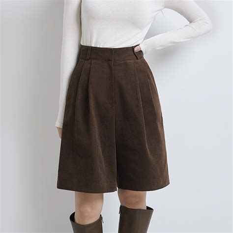 리틀마켓 Made 코튼100 코듀로이 핀턱 와이드 버뮤다 하프 슬랙스 Pk12b3 팬츠반바지캐쥬얼데일리데이트하객결혼식개강나들이봄신상간절기템룩