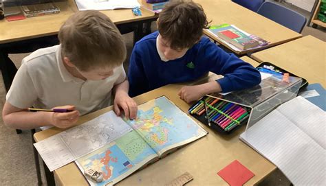 Carlton C Of E Primary School Owls