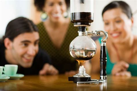 How To Use A Siphon Coffee Maker Step By Step Brewing Guide