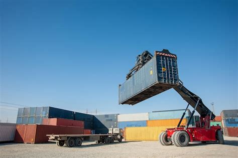 Premium Photo A Kalmar Container Handler In A Working Process