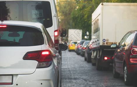 莫斯科夏季堵车高清图片下载 正版图片504676749 摄图网