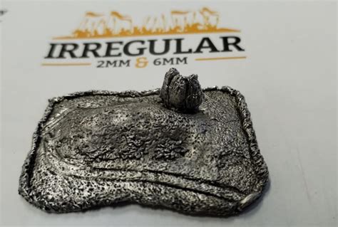 Contoured Fields With Hedge Boundaries 1