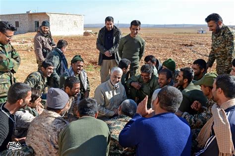 عکس های کمتر دیده شده از سردار سلیمانی شهادت چه کسی حاج قاسم را بیشتر