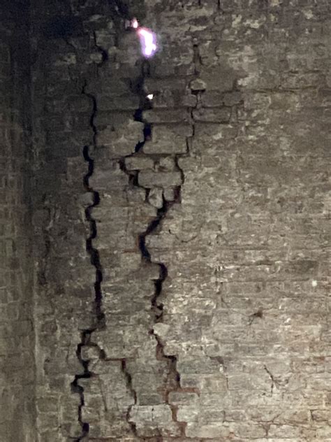 Crackoftheweek Simon Pole 32 Comments