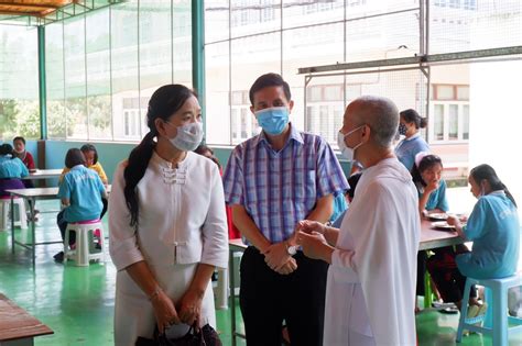 วันที่ 18 กรกฎาคม 2563 โรงเรียนธรรมจารินีวิทยา