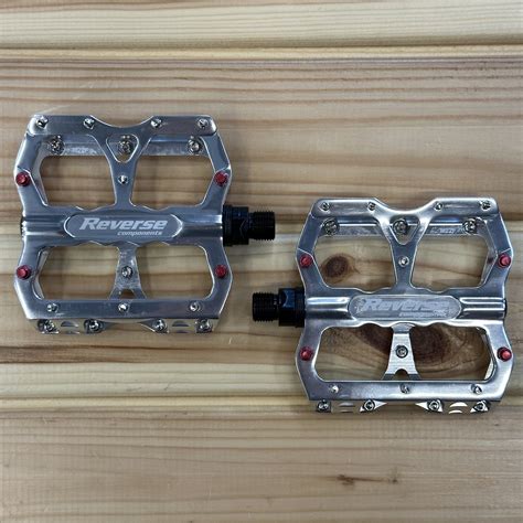 Reverse Escape Platform Pedal - Gümüş