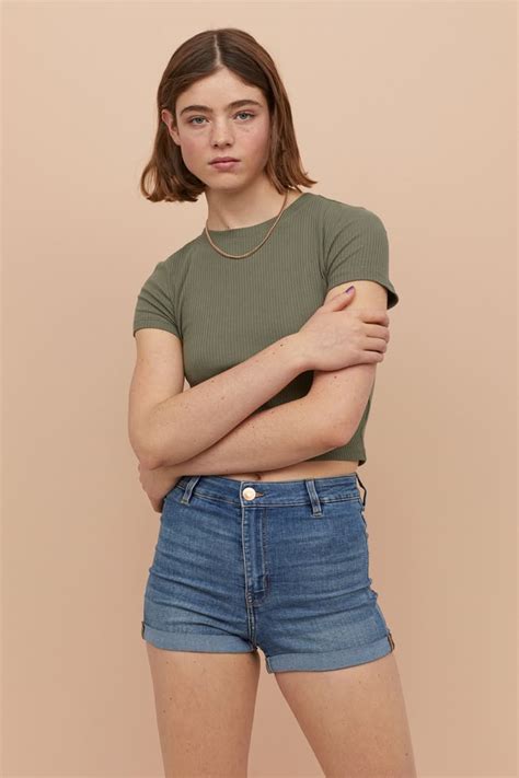 Girl Crossed Arm Art Ref Female Pose Reference Human Poses Reference