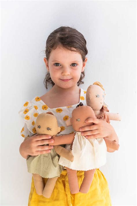 Mini Lorena Doll Set Sana Lyon And Pearle