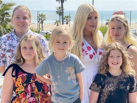 Tori Spelling Doesnt Feel Worth Loving Amid Dean Mcdermott Divorce