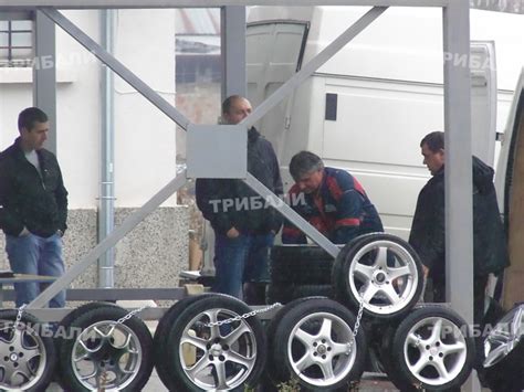 Нов удар на полицията Заковаха Бизона с крадени джанти