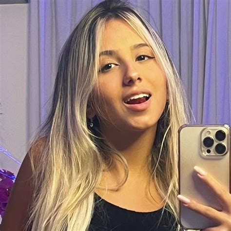 Vicky Queiroz On Instagram Olhos Puxados Com Um Brilho Diferente Eu Notei No Seu Olhar