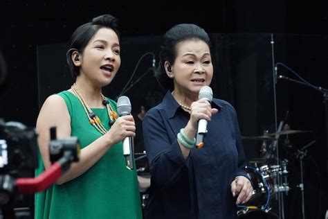 Diva Mỹ Linh Không Can Thiệp Vào Chuyện Yêu Của Mỹ Anh