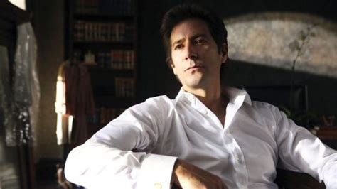 ‘scandals Henry Ian Cusick Not Returning For Season 2 Exclusive