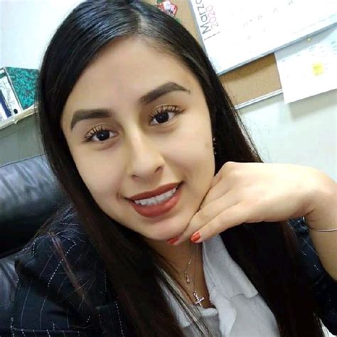 Yara Itzel Cabrera Butron Centro Comercial Guajardo Linkedin
