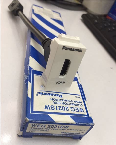 Ổ Cắm Hdmi Panasonic Wide Weg2021sw ĐẠi ThuyỀn SÁng