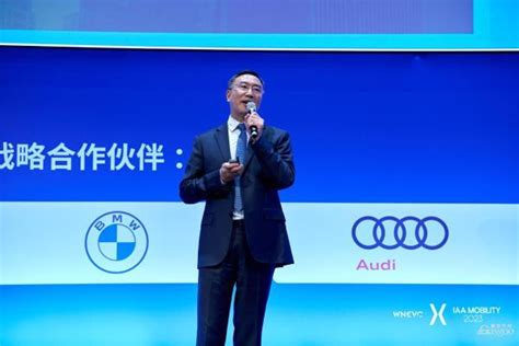 零跑朱江明整车 的驾驶零部件自研 TOM汽车