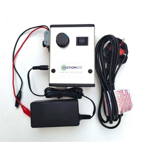 Reversible Speed Controller For Dc Motors Including 12v Power Supply