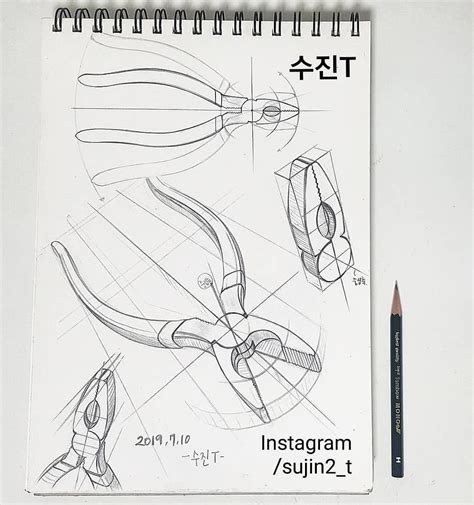 Instagram의 수진쌤 그림계정 님 펜치 공구 수진t 수진쌤 기초디자인 입시미술 미술기초 그림 인공물 스케치 드로잉 공구 펜치 형태 형태연습