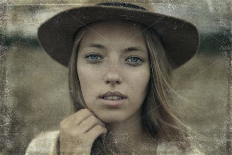 افکت عکس قدیمی برای فتوشاپ با کیفیت بالا به همراه فایل اکشن 🔥کد فایل 9866