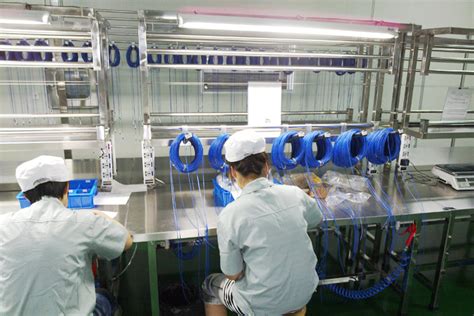 Factory Pictures Factory Pictures