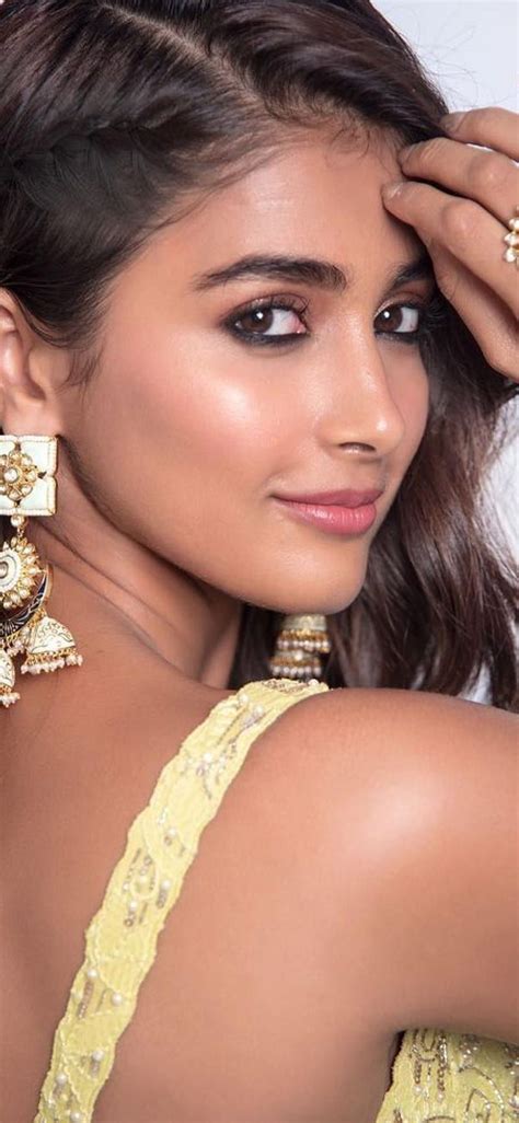Pooja Hegde Bonito Bollywood Tollywood Hd Phone Wallpaper