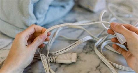 How To Get Static Out Of Blanket Our How To Guide With Tips And Tricks