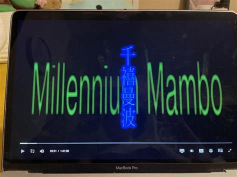 Anyone know these 2 fonts? : r/fontspotting