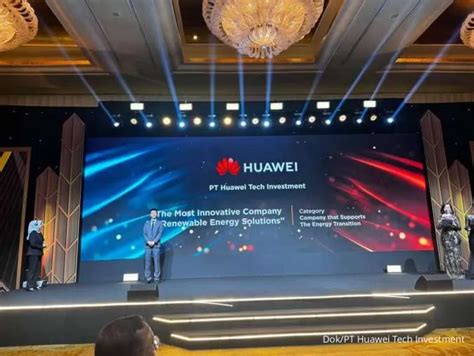 Huawei Tencent Near Deal To Exclude Wechat From Revenue Sharing