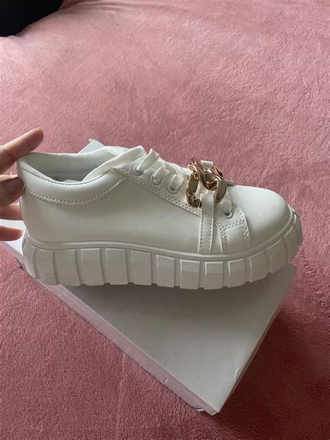 Взуття — ціна 400 грн у каталозі Кеди Купити жіночі речі за доступною ціною на Шафі Україна