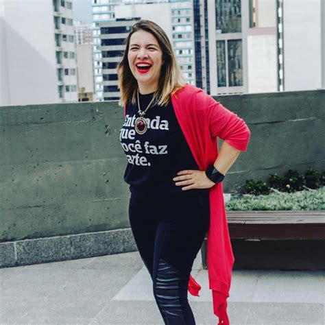 Tayna Leite Converger