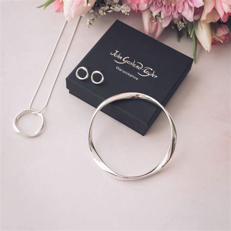 The Molly Collection Explore Our Best Selling Collection