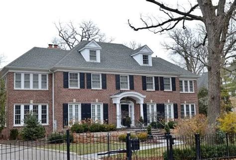 The Most Iconic 90s Movie Houses Today