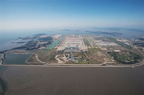 스카이72 골프장에 인천공항 제5 활주로 만든다