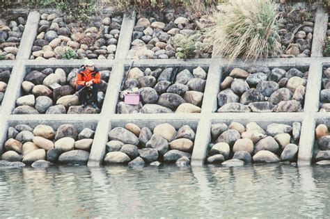 무료 이미지 록 벽 강 못 어업 마노 피셔 물고기 잡기 돌의 경사 4898x3265 1201936