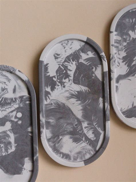 Овальные декоративные подносы из гипса