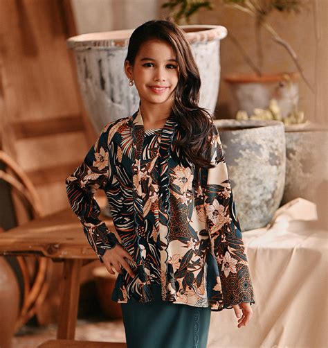 The Bay Broderie Kebaya Top Rich Pokokscom