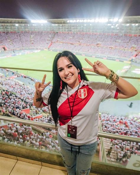Pin On Chicas Del Fútbol