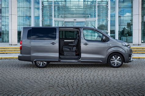 Toyota Proace Verso Review Heycar